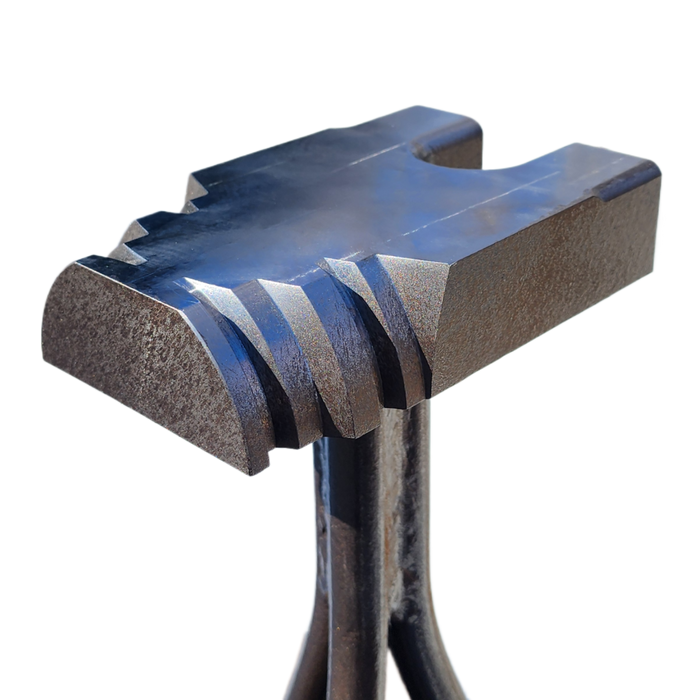 Hoof Stands & Stall Jacks - Canadian Forge & Farrier